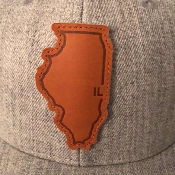 Local Crowns | Accessories | Nwt Local Crowns Illinois Trucker Hat ...